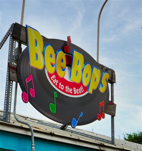 Bee Bops Six Flags Fiesta Texas Themeparkplanner
