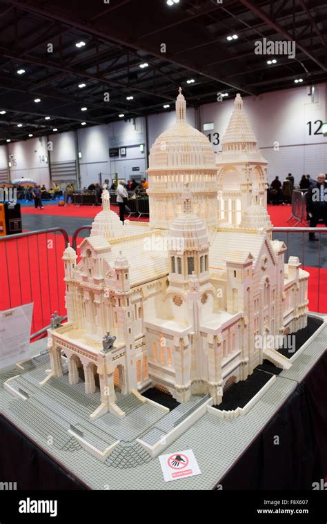 London Uk 11th December 2015 A Replica Of A French Chateaux Created In Lego Credit