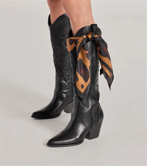 Fierce Diva Leopard Print Satin Scarf And Windsor