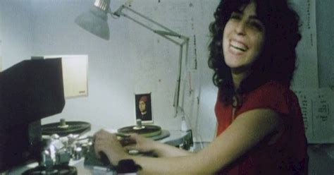 Imatge I Memòria Diàleg Amb Yael Perlov