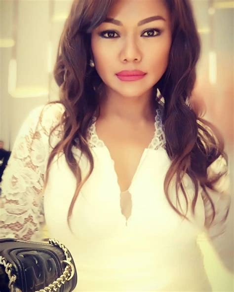 Sopia Maryam Indonesian Escort In Singapore