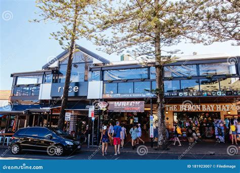 Byron Bay Town Centre In Nsw Australia Editorial Photography Image Of Tourism Pavement 181923007