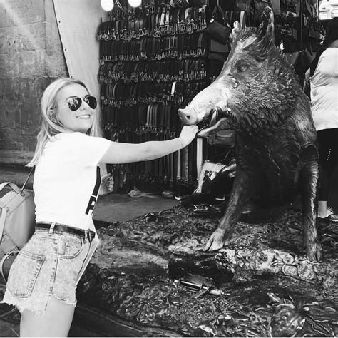 About Alice Amelia Alice Amelia