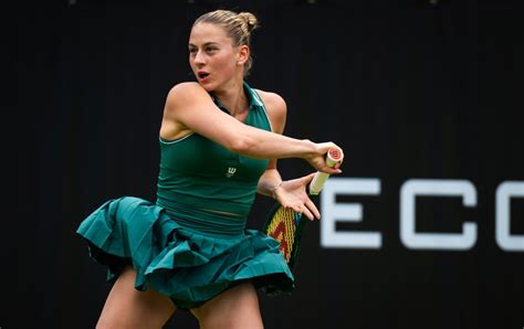 Marta Kostyuk Joue Dans Une Séance Photo De Vogue Ukraine Avec Des Athlètes Olympiques Et