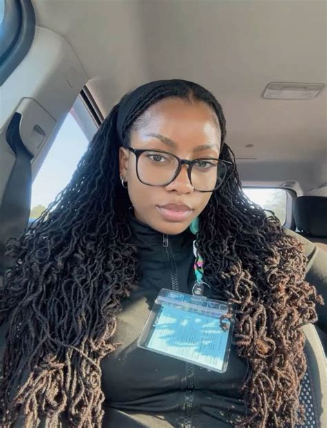 Pin By Anaïs On Locs Locs Hairstyles Short Locs Hairstyles Aesthetic Hair