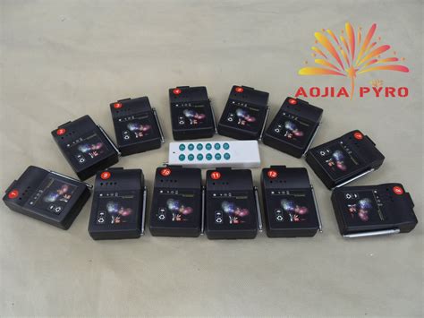 T12 12cue Hot Sale Pyrotechnics Wireless Controller Transmitter Remote Control Fireworks Firing