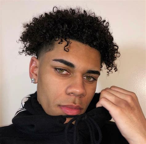 Abnormally Light Skin Light Skin Color Qblm