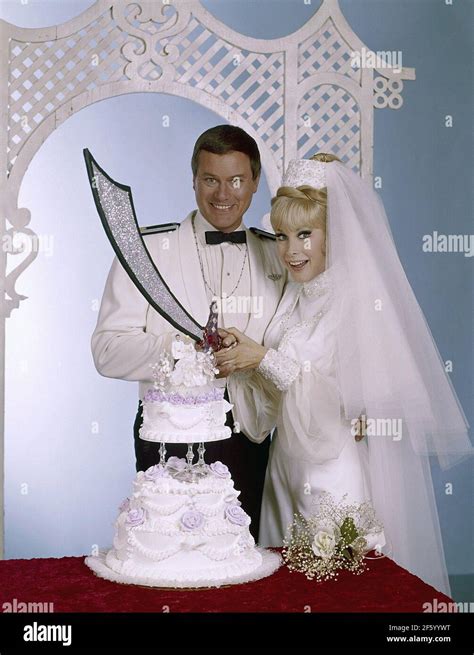 Barbara Eden And Larry Hagman In I Dream Of Jeannie 1965 Directed By