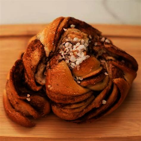 Cinammon Rolls Soko Cafe