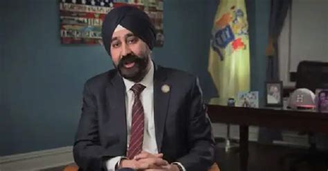 इस्तीफा दो नहीं तो सबको मार देंगे अमेरिका में पहले सिख मेयर रविंदर एस भल्ला को धमकी Asianet
