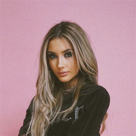 5 Hot Sexy Sofie Sanfilippo Bikini Pics