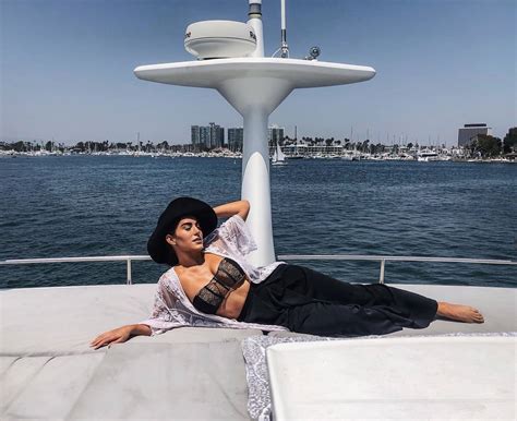 Zhaleh Vossoughs Feet