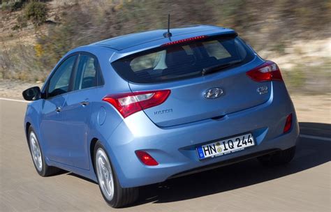 Hyundai i30 Hatchback 2012 - reviews, technical data, prices