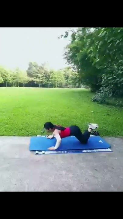 Knee Assisted Pushups By Mohrayogalifestyle Youtube