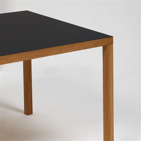 Primo Table Aura