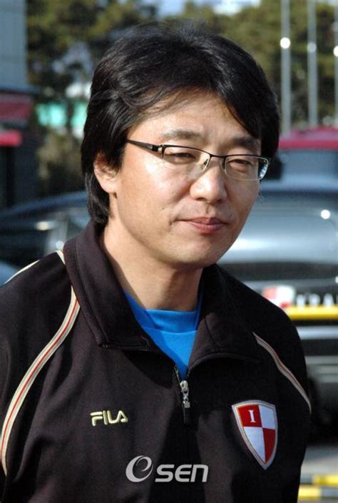 황선홍 안정환 감동있는 제2의 르네상스 이끌 터