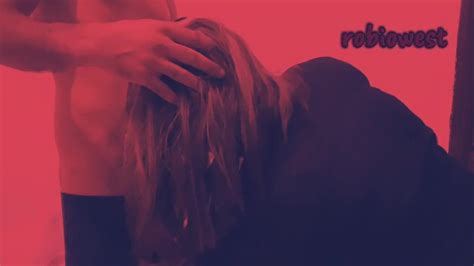 كر عندها هاد القحبة على مزيناتها في الحوية Pornhub com