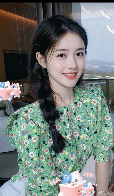 此生为人，实属意外 本人出身耕农之家，落地时天无异象。父母识字略过百，茅屋三间遮身，非书香门第，几亩瘦田刨食，得以苟活幸存，全仗上天垂青得意 雪球