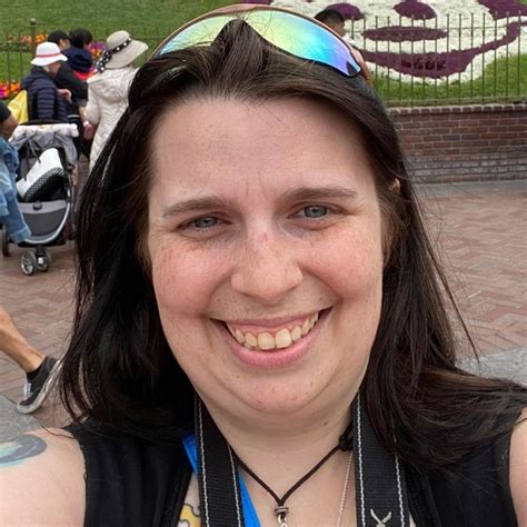 Bethany Smith Patient Serivices Eye Clinic Of Wisconsin Linkedin