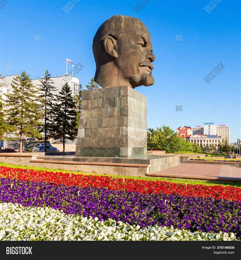 Vladimir Lenin Statue Russia