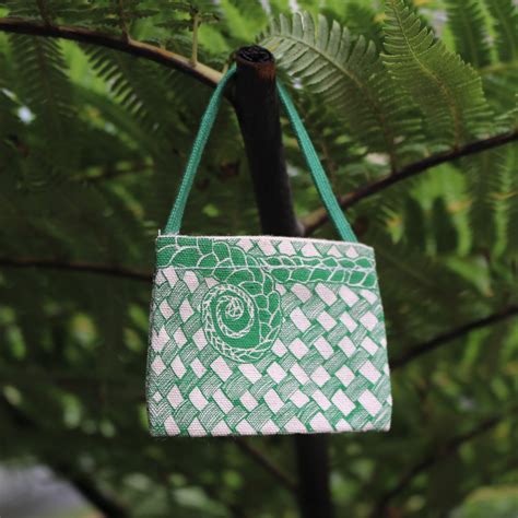 Koru Kete Green Jo Luping At The Vault Nz Nz