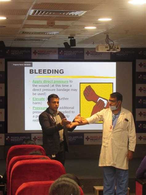 Dramit Bhatnagar On Linkedin Talk On First Aid For Girls Of Govt