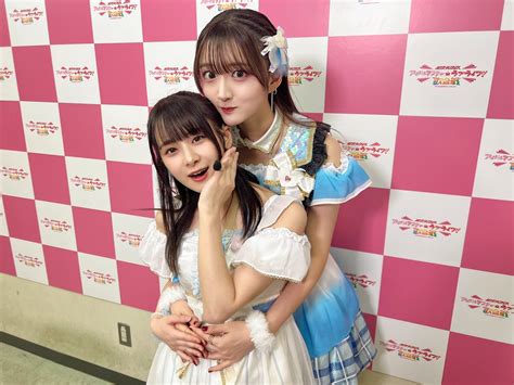 貼貼 山根綺抱著前田佳織里 Cchat板 Disp Bbs