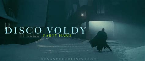 Voldemort Dancing  Wiffle