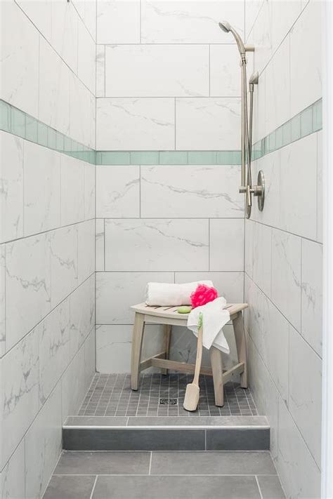 Glass Tile Borders Bathroom