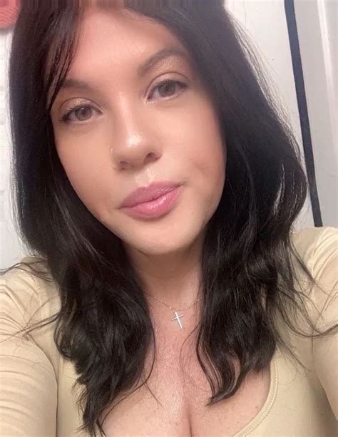 Anisley 22 Maxim Cover Girl