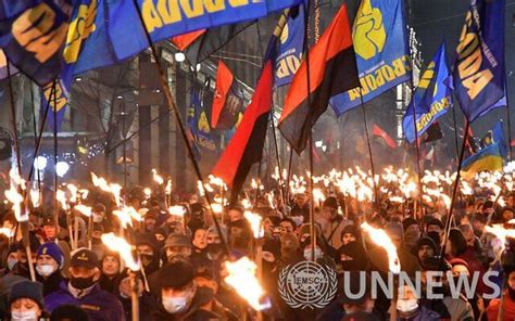 매년 우크라이나에서 나치 협력자를 추모하는 수백 명의 행군 Unnews 유엔뉴스 유엔신문