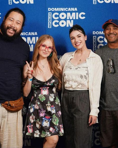 Best Of Grace Currey 📲 L Smoregrace With Cooper Andrews At Comic Con