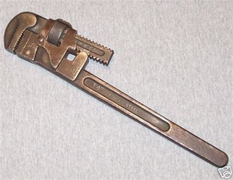 Vintage Winchester Pipe Wrench Hand Tool Nice 19343082