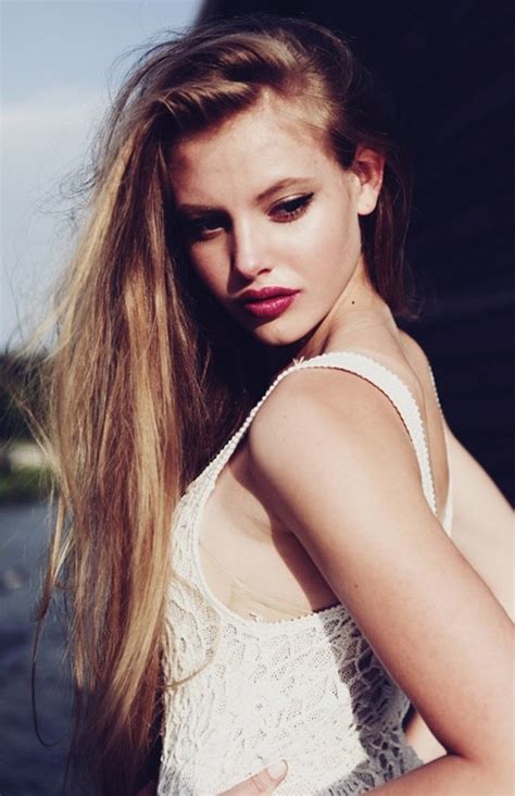 35 Amanda Seyfried Most Impressive Hairstyles Pretty Designs
