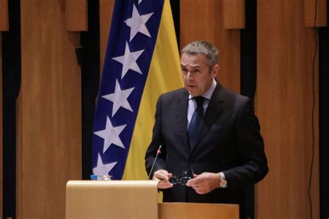 Branković Stavio Van Snage Pravilnik O Registraciji Vozila Rtv Slon