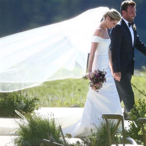 Erin Andrews And Jarret Stolls Fairytale Wedding See The