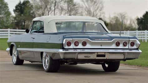 1963 Chevrolet Impala Convertible At Indy 2023 As T1621 Mecum Auctions