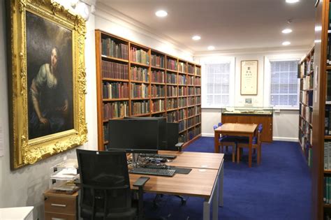 College Of Optometrists On Linkedin What Is Your Favourite Optometry Book 📚 College Members