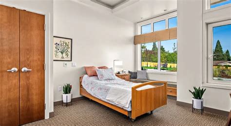 Rogue Valley Manor Updated June 2026 View 9 Photos And Amenities