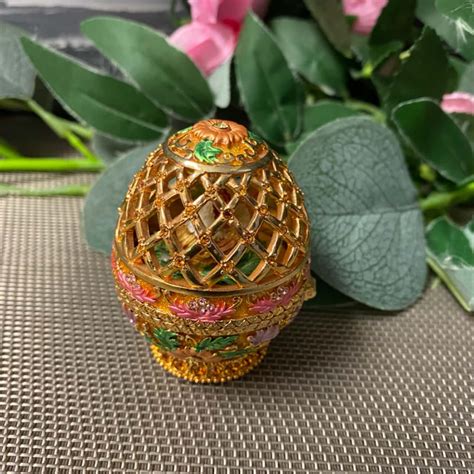 Stunning Metal Egg With Chicken Inside S