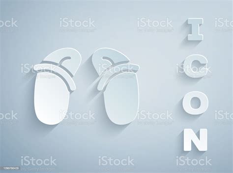 회색 배경에서 격리된 용지 컷 플립 플롭 아이콘 해변 슬리퍼 표지판 종이 아트 스타일 벡터 3차원 형태에 대한 스톡 벡터 아트 및 기타 이미지 Istock