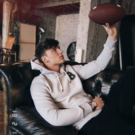 Gefällt 3383 Mal 79 Kommentare Ted Pullin Tedpullin Auf