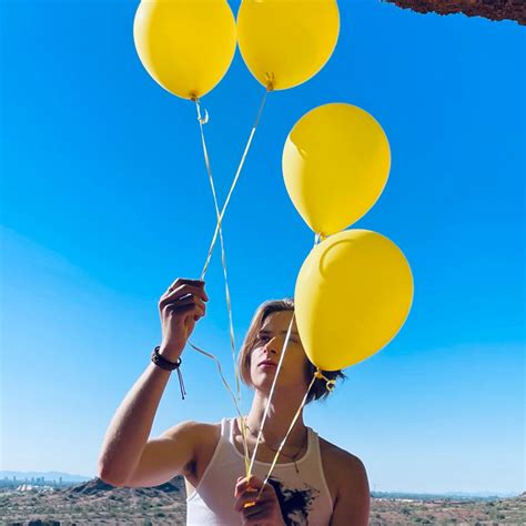 Jan 09 2022 Ethan Jewell Mae Krell At Amplified Live Dallas Texas