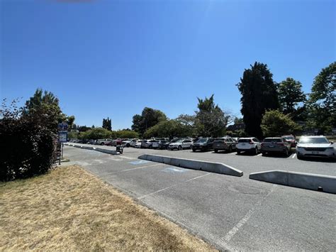 Kits Beach Is One Of Vancouvers Busiest Beaches What You Need To