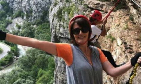 Me Foto Nga Malet E Kosovës Jahjaga Ironizon Me Brnabiqin