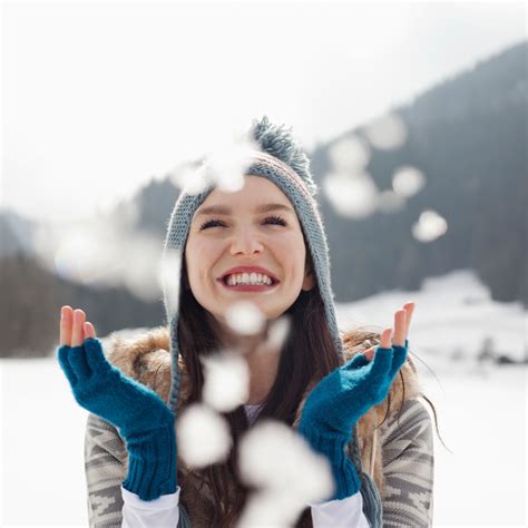 Cute And Cozy Travel Essentials To Pack For Every Winter Trip