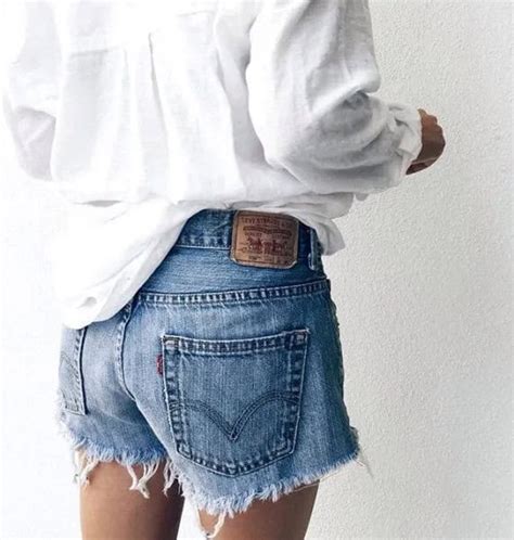 How To Wear Cut Off Jean Shorts 13 Breezy Outfit Ideas For Ladies