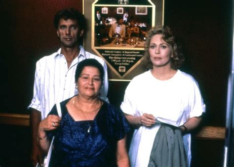 תמונה 2 מתוך להב חצוי אידיבי