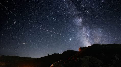 Photographers Get Ready For The Perseids The Most Spectacular Meteor