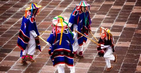 Danza De Los Viejitos De Michoacán Máscaras Zapateado Y Mucha Alegría